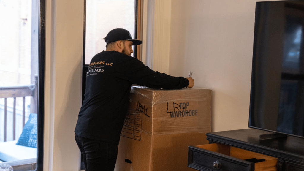 Professional Packing & Unpacking Services in Chicago
